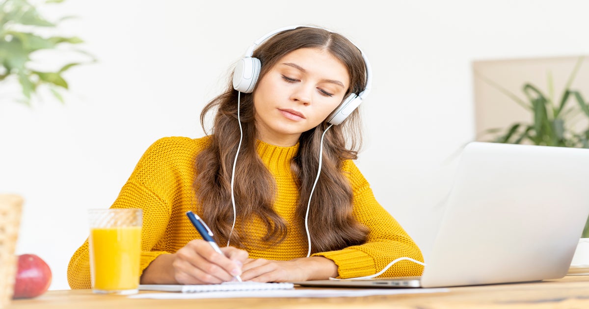 4 Passive Side Hustles | Acorns