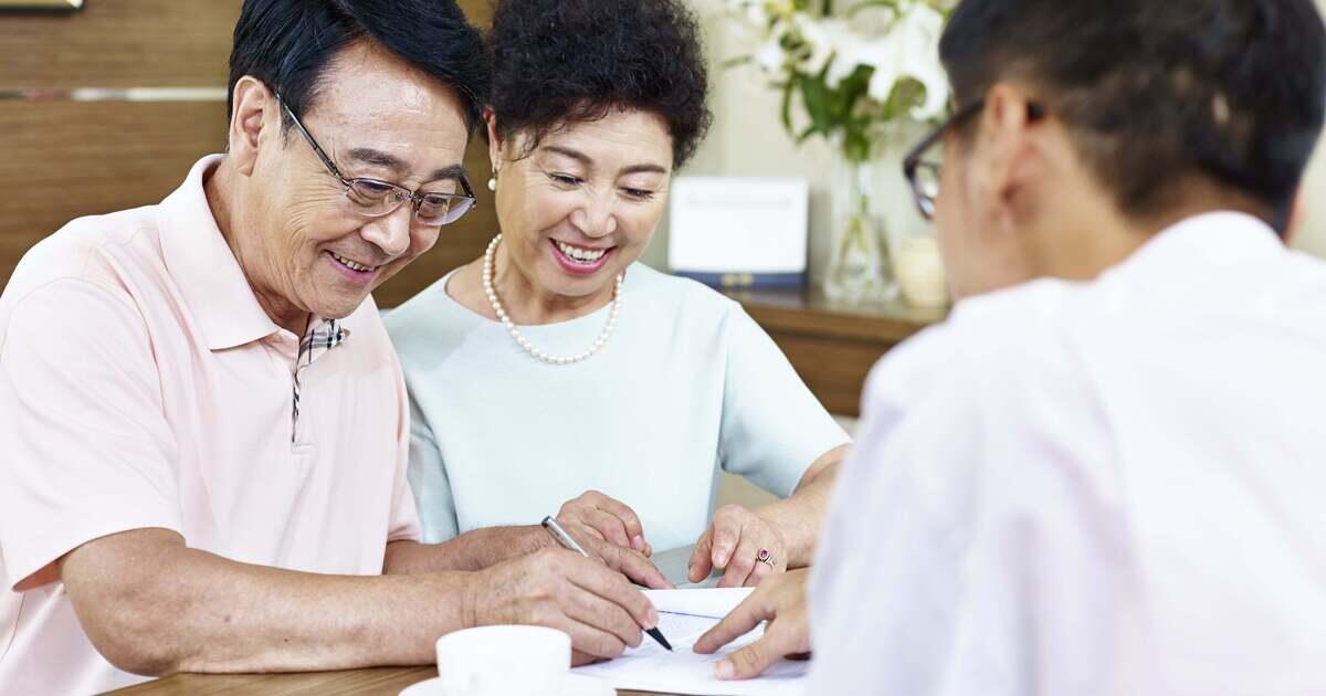 5 Tips on How to Plan for Retirement in Your 40s | Acorns